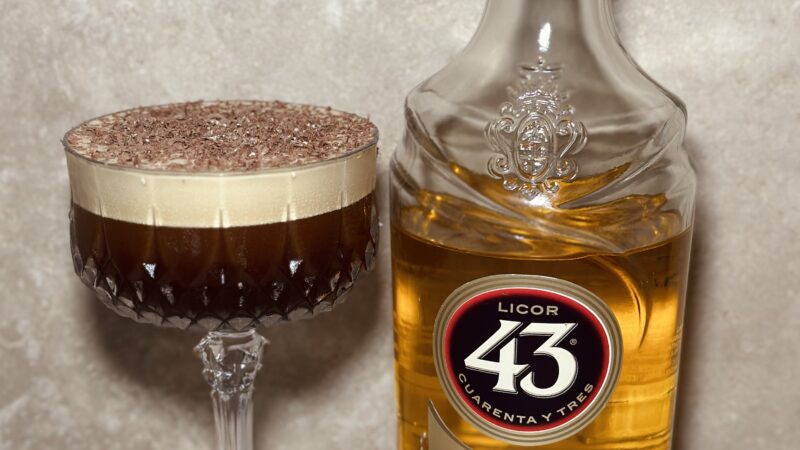 Cocktail: Fine-licor Martini | Licor 43 Bartender & Barista Challenge 2024
