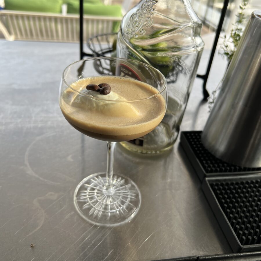 Cocktail: Its all in the eis chico | Licor 43 Bartender & Barista ...